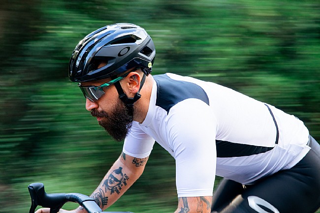 Oakley ARO3 Endurance MIPS Road Helmet (2023) [FOS900928-1A9S]